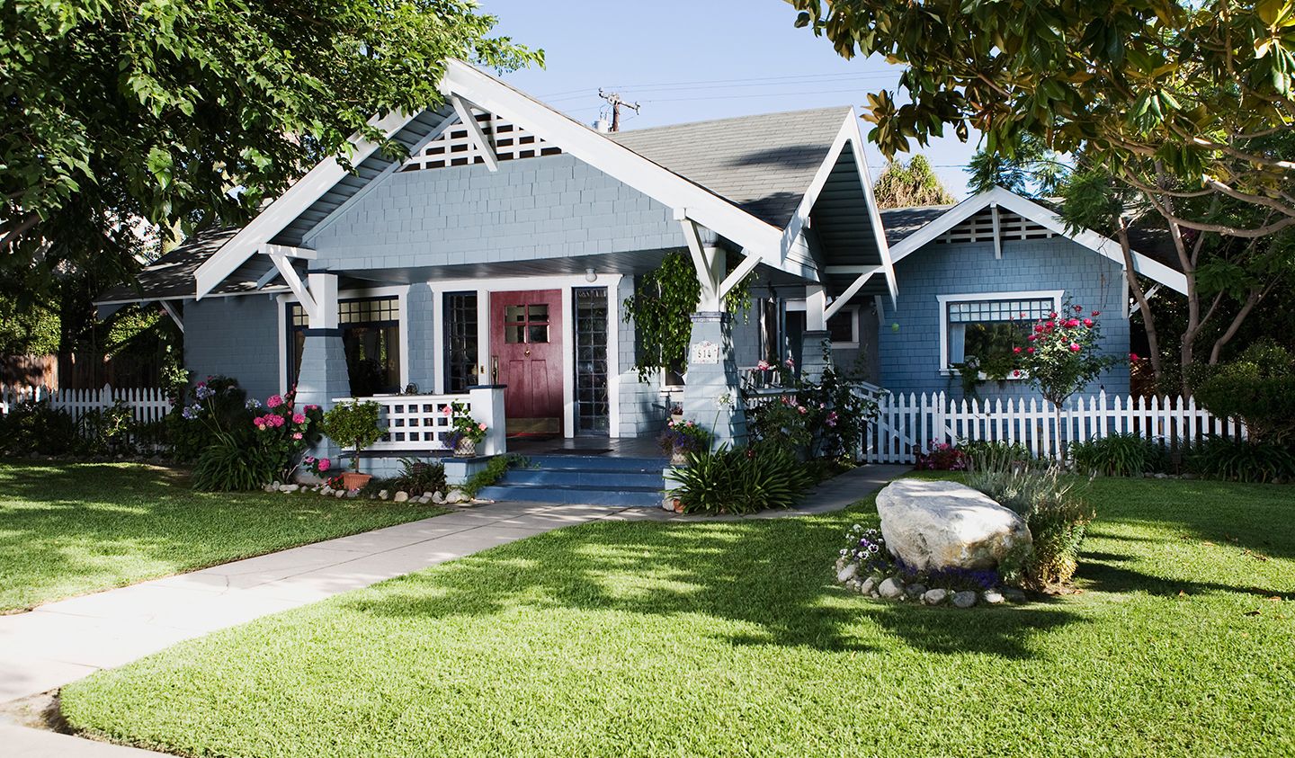 Real Estate 101: What to Know About Buying an Older Home