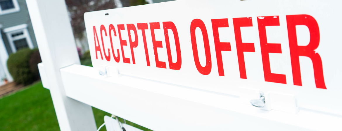 How to Make an Offer on a House | First American Home Warranty