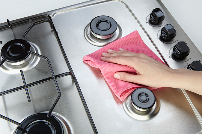 How To Clean Stainless Steel Appliances | First American Home Warranty