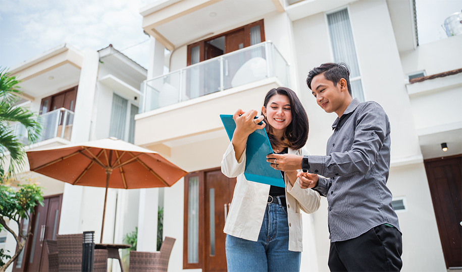 Buying a Condo? Essential Pros and Cons for Prospective Owners