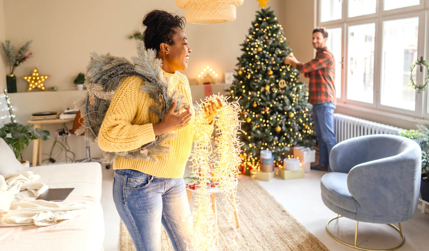 Holiday Decorating Ideas That Won't Damage Your Home