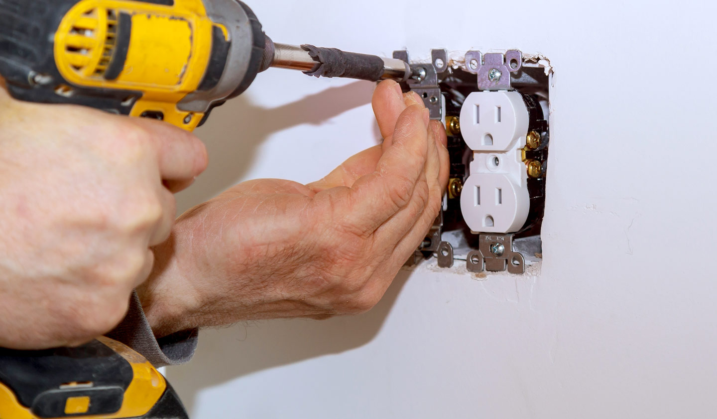 How to Replace an Outlet: A Step-by-Step Guide | First American Home ...