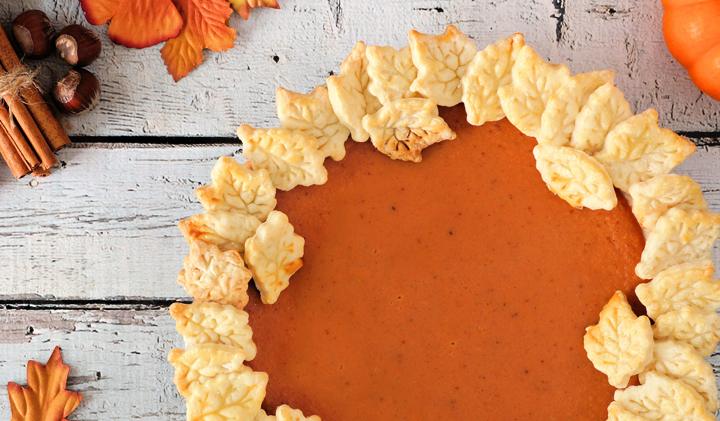 Ways of Decorating with Homemade Edible Fall Leaves