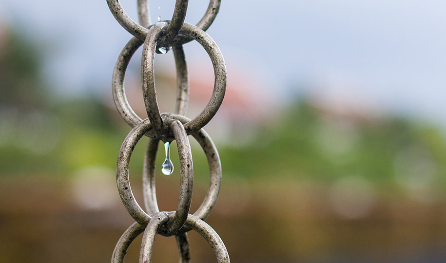 Using DIY Household Cleaners and Safer Cleaning Products