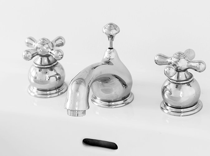 How to Fix a Leaky Faucet: Faucet Repair Guide | First American Home ...